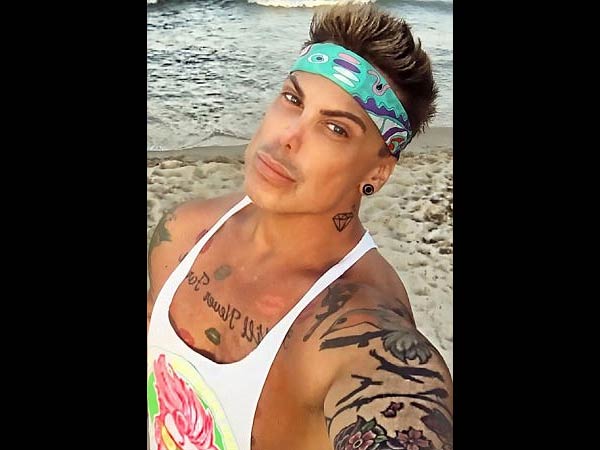 అతను శస్త్రచికిత్స తర్వాత శాశ్వత అంగస్తంభాన్ని కలిగి ఉన్నాడు | Neven ...