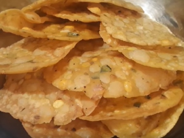 Telangana Garelu: కరకరలాడే తెలంగాణ గారెలు | How to make telangana ...