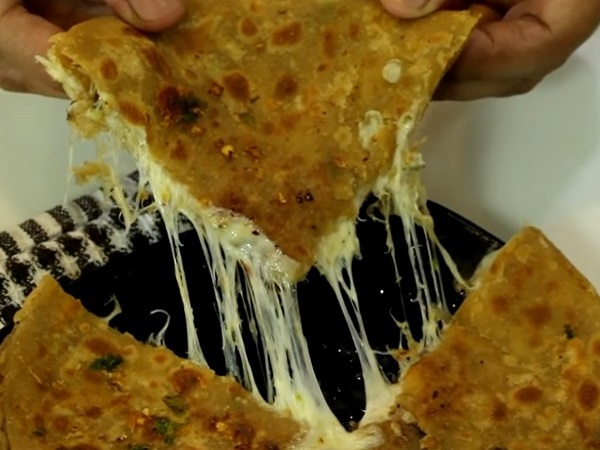 Cheese Paratha: పిల్లలకు ఇష్టమైన చీజ్ పరోటా | Cheese paratha parota ...