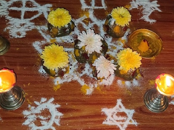 Gobbemma : సంక్రాంతి రంగవల్లుల మధ్యలో గొబ్బెమ్మలను ఎందుకు ఉంచుతారో ...